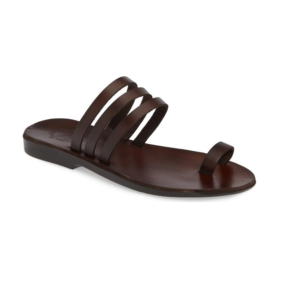 Angela - Slip-On Toe Loop Leather Sandal - Brown